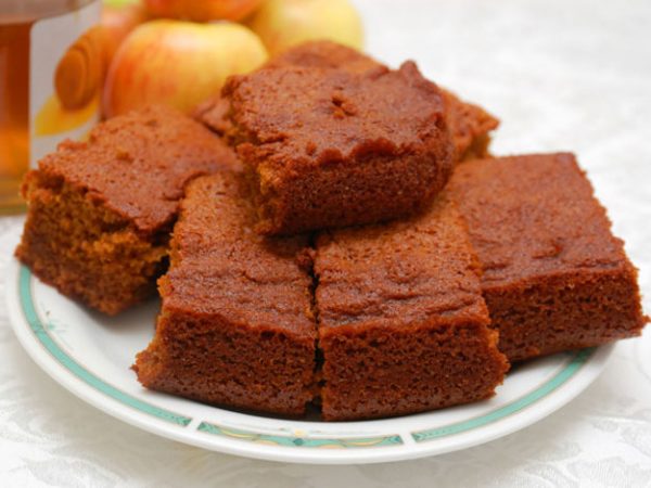Lekach - Honey Cake - Beth Tzedec Congregation